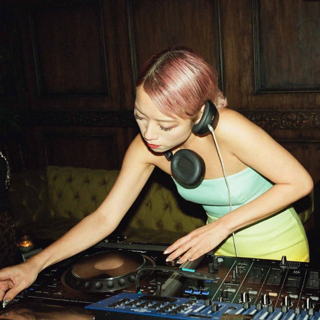 Magazines | VIPEXTRA